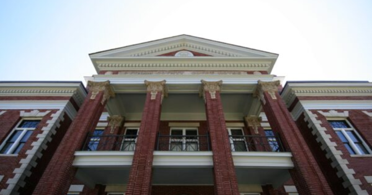 This Enchanting And Historic Town In Georgia Is The Perfect Day Trip ...