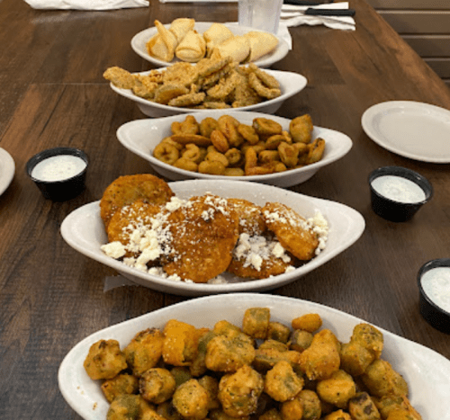 Eat Southern Food At The Old Plantation Restaurant In Oklahoma