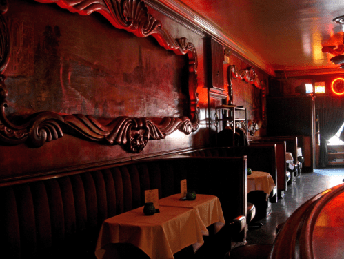 This Al Capone Hangout In Chicago, Illinois Is A Historical Icon
