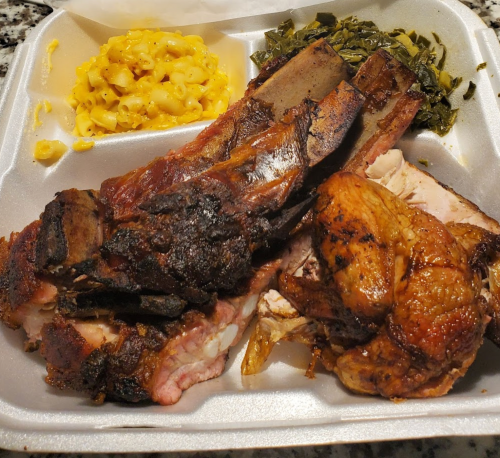 Big John's: Pit-Style Barbecue Spot In Tampa, Florida