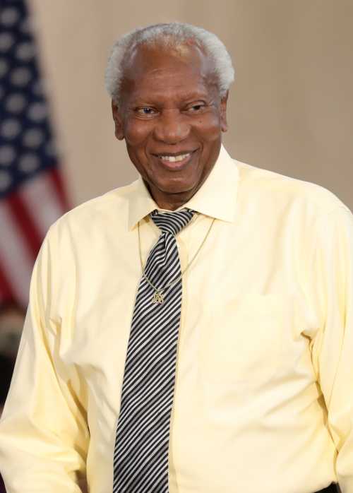 We Bet You Didn't Know About These 8 Celebrities From Iowa