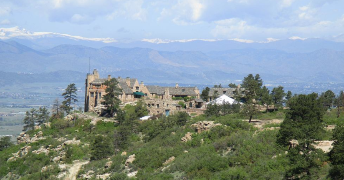 This Castle Restaurant In Colorado Is A Fantasy Come To Life