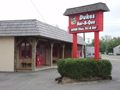 Best BBQ Restaurants In South Carolina: 13 Of Your New Favorites