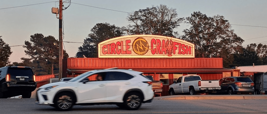 Best Crawfish In Texas: Circle M Crawfish In Big Sandy