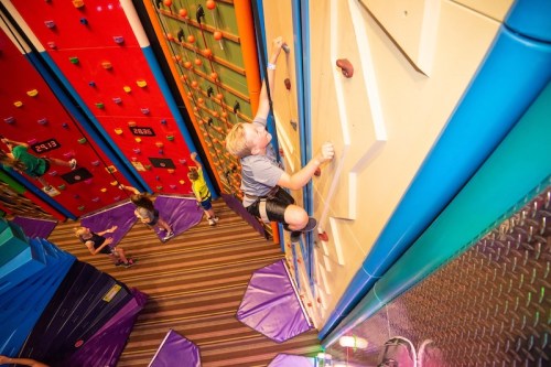 Wahooz Family Fun Zone: Indoor Family Fun Zone In Idaho