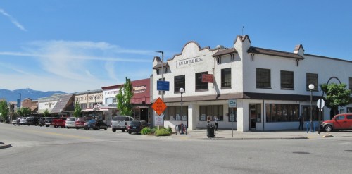 Chelan: Small Town In Washington Perfect For A Spring Day Trip
