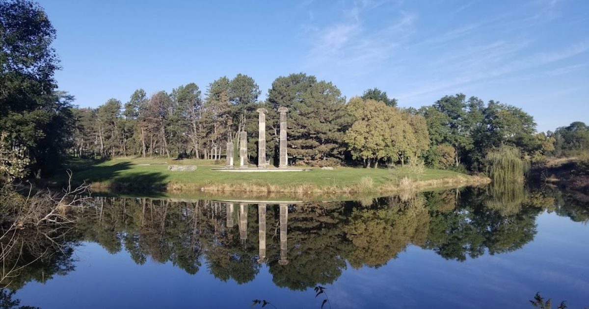 Here’s The Story Behind The Sandstone Pillars In Nebraska