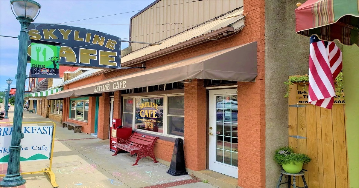 The Historic Restaurant In Arkansas Where You Can Still Experience The ...