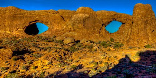 Windows Loop Trail: Hiking Trail With Natural Arches In Utah