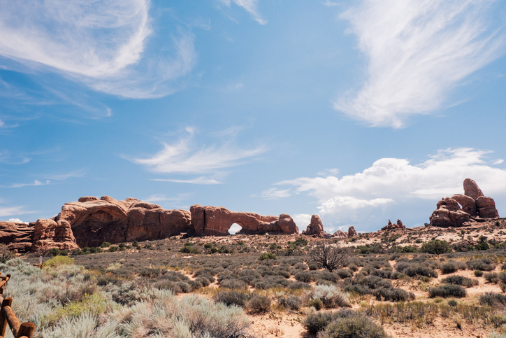 Windows Loop Trail: Hiking Trail With Natural Arches In Utah