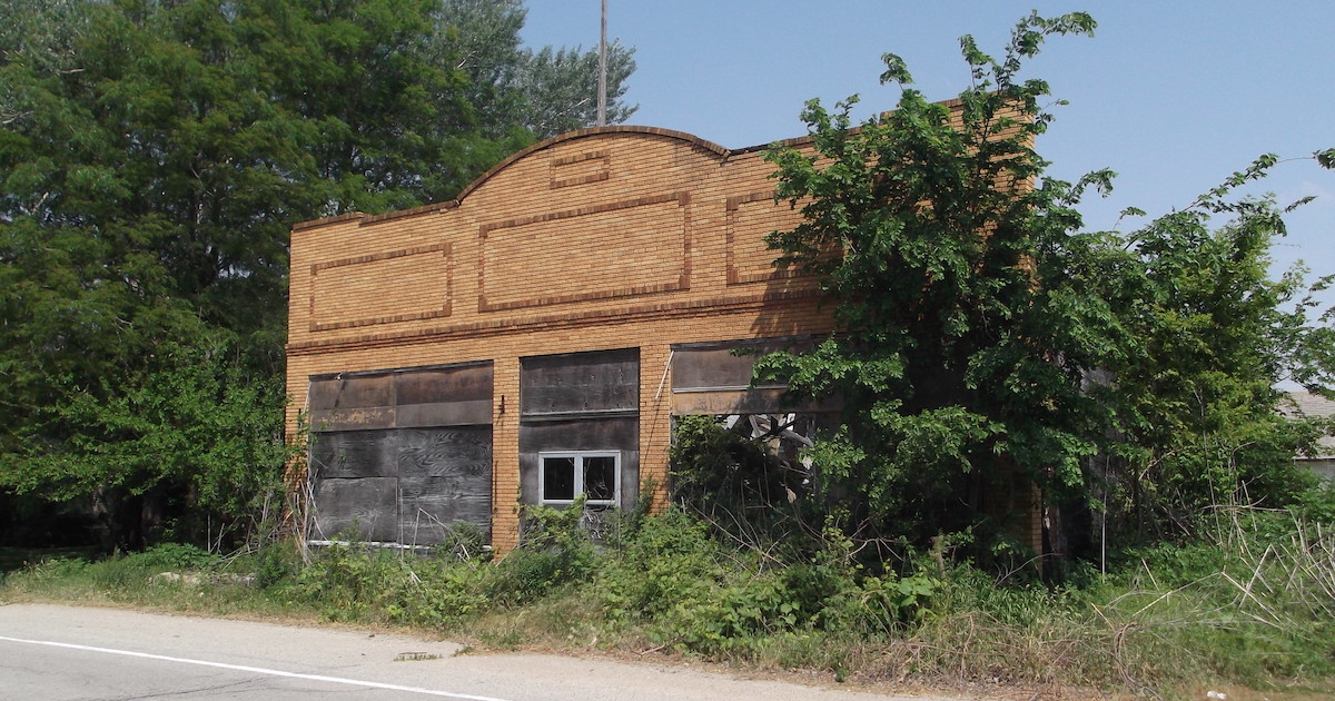 Visit These Creepy Ghost Towns In Iowa At Your Own Risk