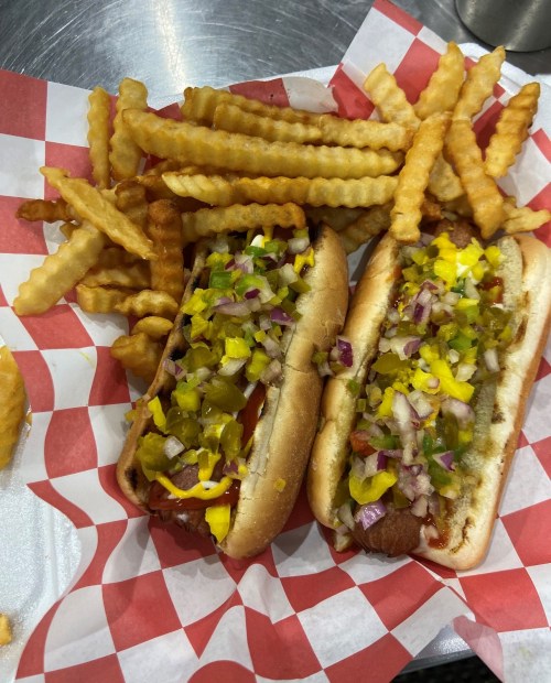 Molly's Food And Fuel: The Best Gas Station Food In Georgia