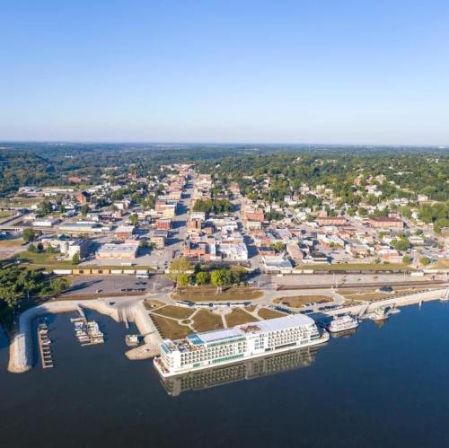 Explore the Scenic Little Dixie Highway of Great River Road in Missouri