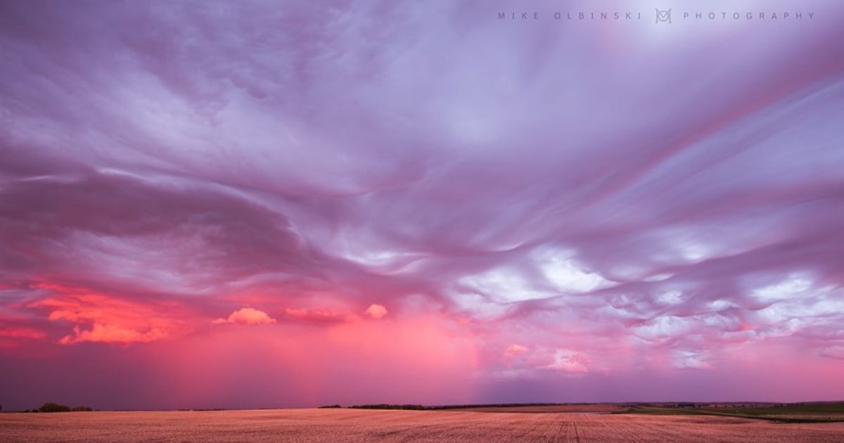 Stunning Undulatus Asperatus Cloud: Phenomeno In North Dakota