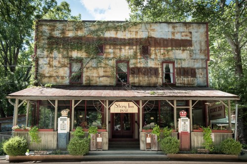 Story, Indiana, Is An Adorable Little Town Frozen In Time
