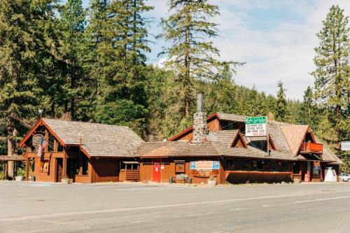 Enjoy The Best Prime Rib Dinner In Washington At Whistlin' Jack's