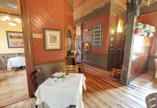 Windsor Station: The Prettiest Train Depot Restaurant In Vermont