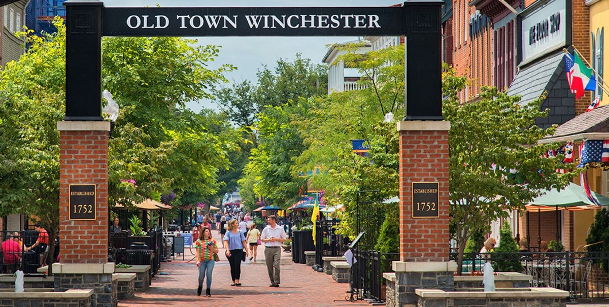 Best Spring Day Trip In Virginia: Friendly Town Of Winchester