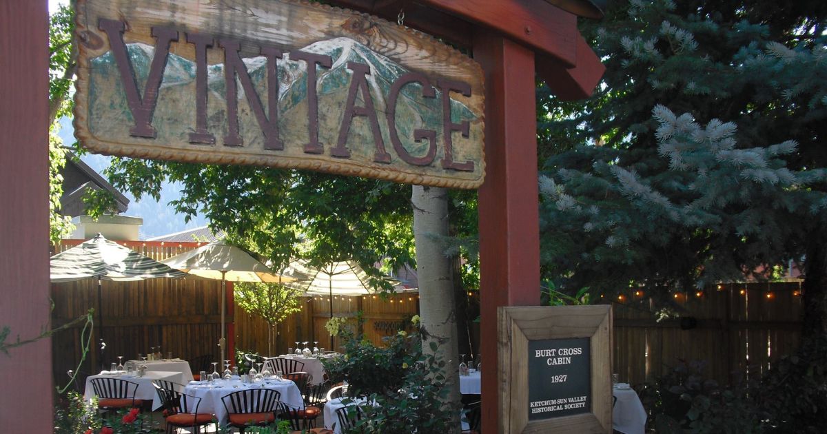 Dine In A Cozy Cabin Or In A Picturesque Garden At This Restaurant In Idaho