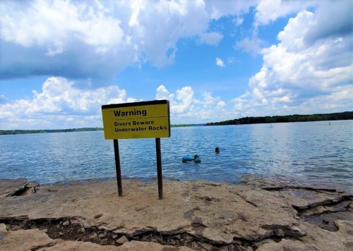 Epic Cliff Jumping In Arkansas: Dam Site Park In Heber Springs