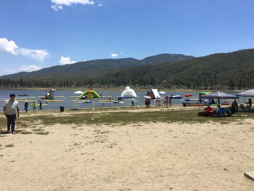 Campgrounds With Water Parks: Visit Lake Hemet In SoCal