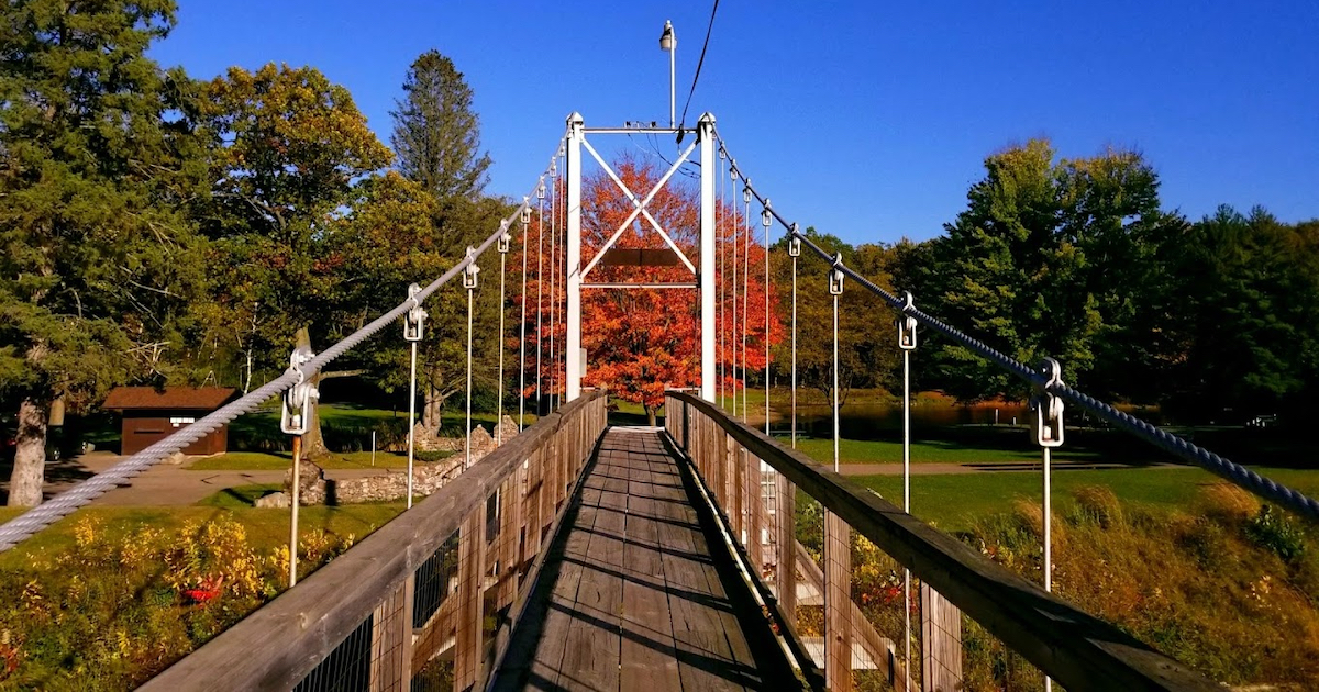The Wisconsin County Park Where You Can Hike Across A Scenic Suspension ...