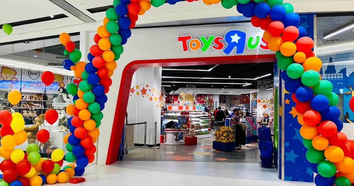 There’s A Two-Story Toys R Us In New Jersey That’ll Take Your Toy ...