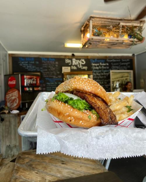 Big Ray's Fish Camp: Best Grouper Sandwich In Tampa, Florida