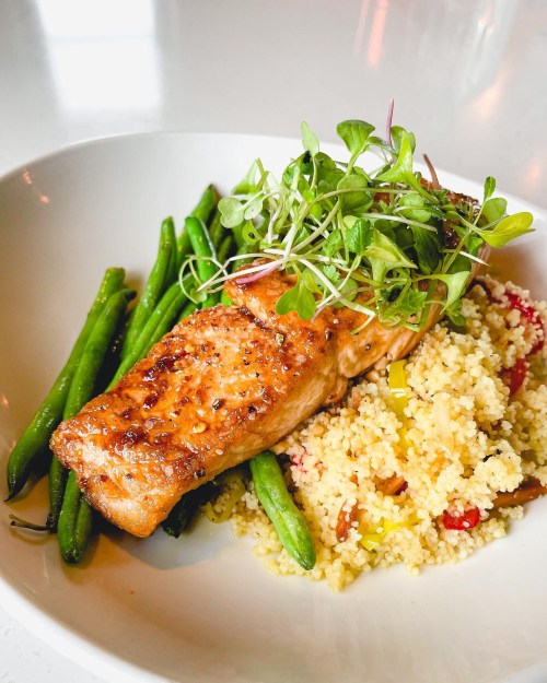 Holman’s Table Is A Minnesota Restaurant With A View All Its Own