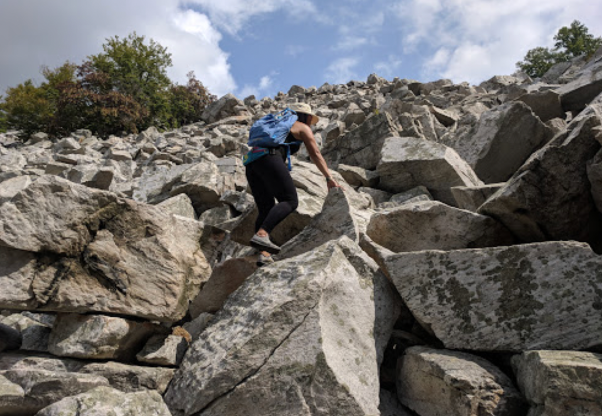 The Devils Marbleyard Hike Is A Surreal Adventure In Virginia