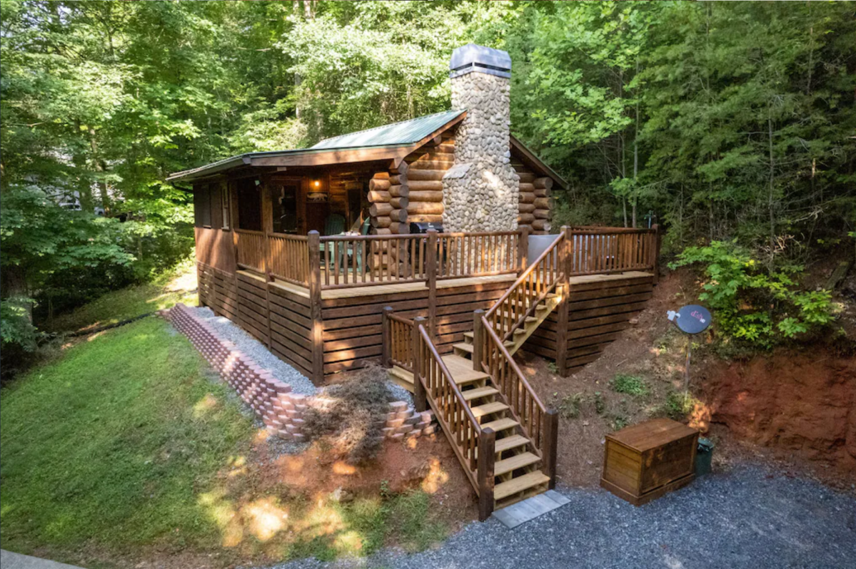 Unique Log Cabin Vrbo In Georgia's Blue Ridge Mountains