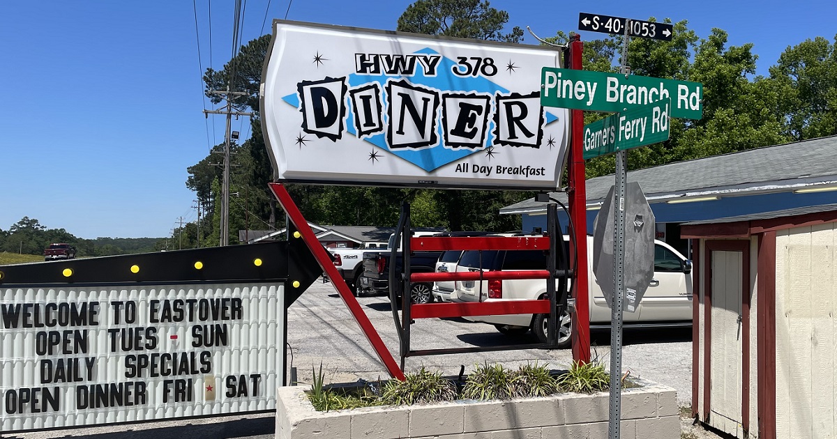 You’ll Find Some Of The Best Breakfast All Day At This Hole-In-The-Wall ...