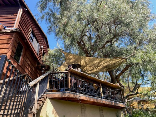 Cafe On 27: A Truly Unique Restaurant In Topanga, California