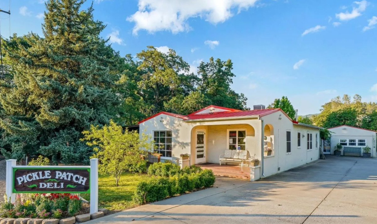 Here Are 5 Locally-Famous Restaurants In The Small Town Of San Andreas ...