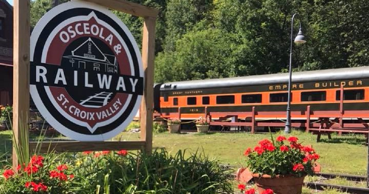 This 1.5-Hour Train Ride Is The Most Relaxing Way To Enjoy Wisconsin ...