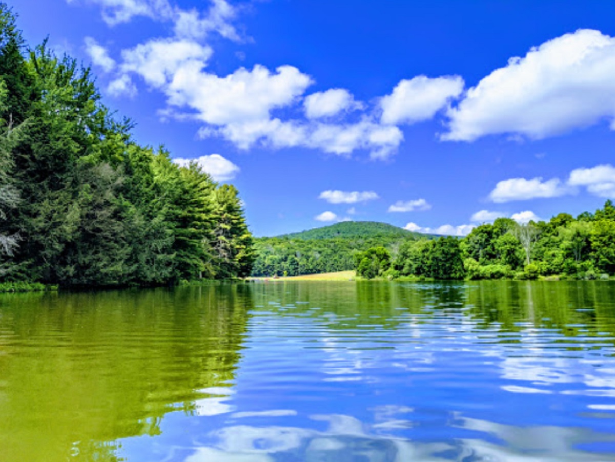 Best Summer Day Trip: Small Town Lake In Troy, Pennsylvania