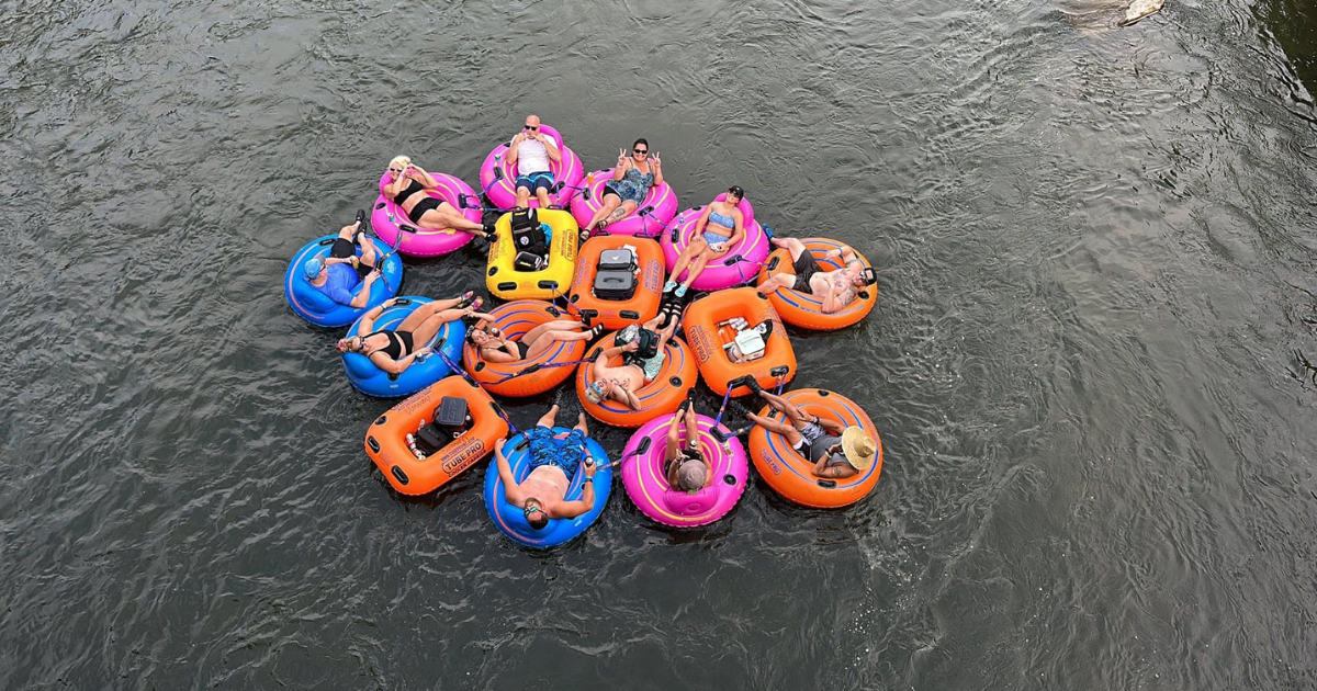 6 Lazy Rivers That Are Great For Tubing Near Pittsburgh