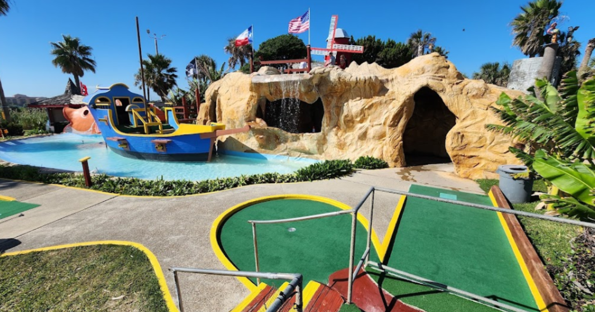 Play Ocean-Themed Mini Golf, Then Cool Off With Frozen Custard For A ...