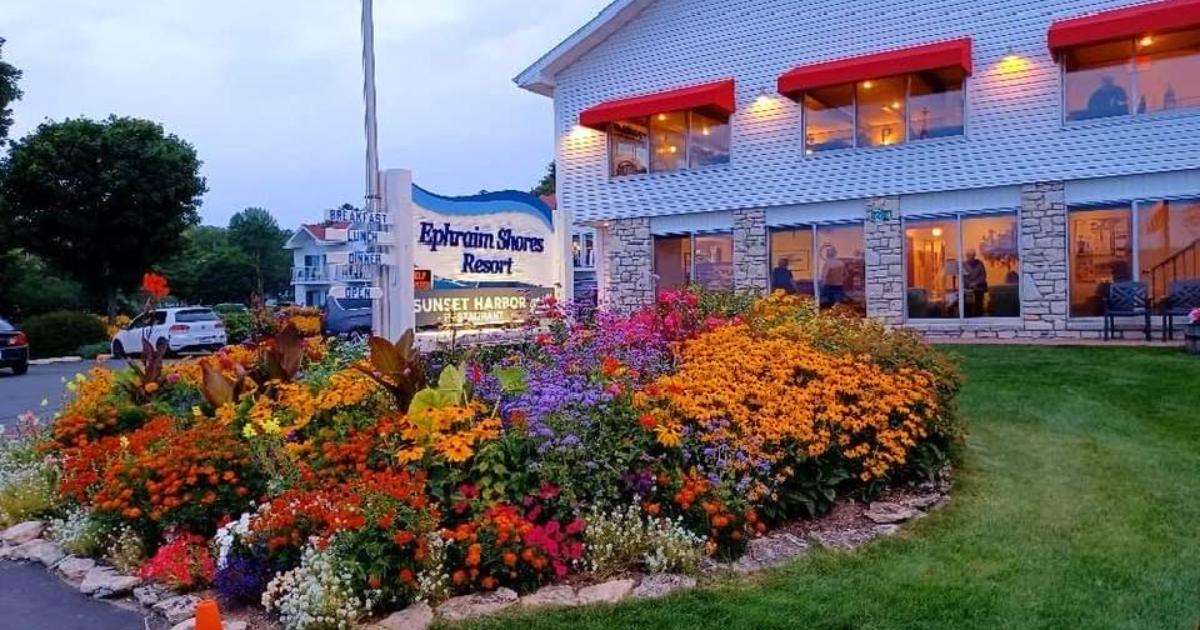 Best Wisconsin Sunset View: Sunset Harbor Grill In Ephraim