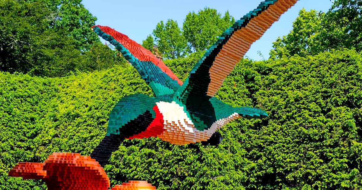 Walk Through A Garden Of LEGO Bricks At This Exhibit In Ohio