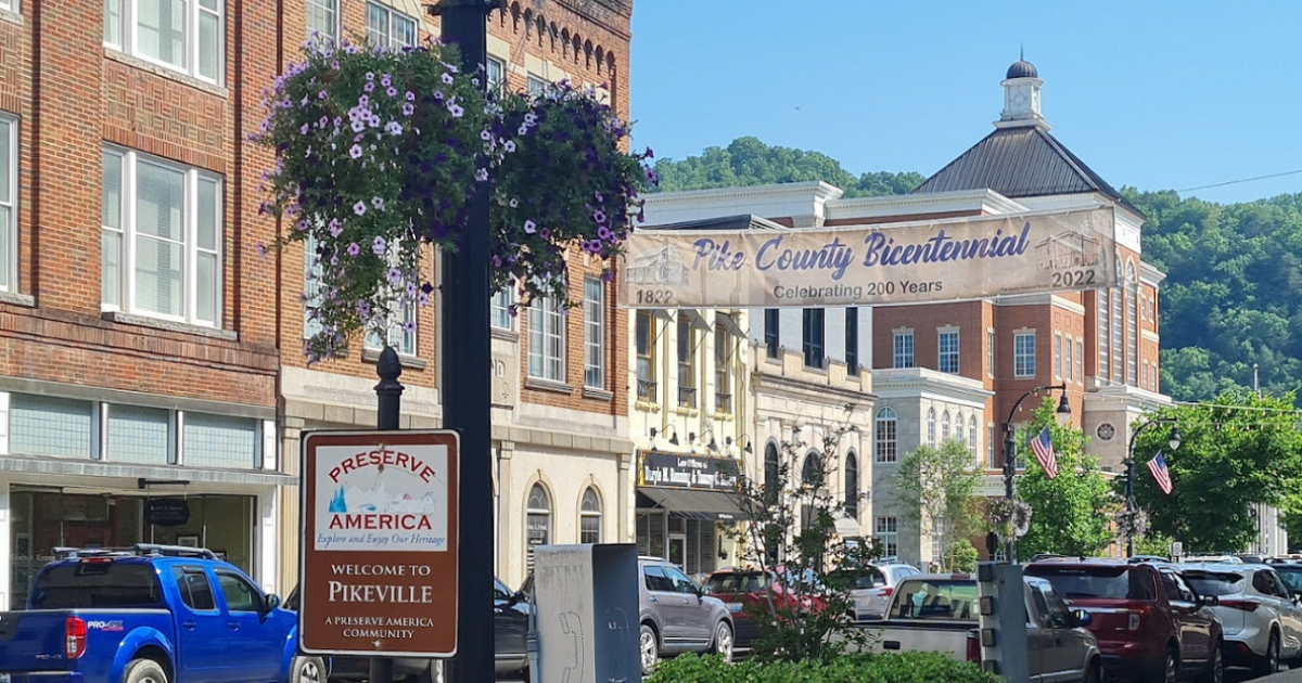 Most Famous People From Kentucky: 5 Charming Small Towns
