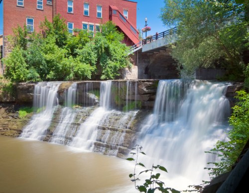 Things To Do In Chagrin Falls: The Best Small Town In Ohio