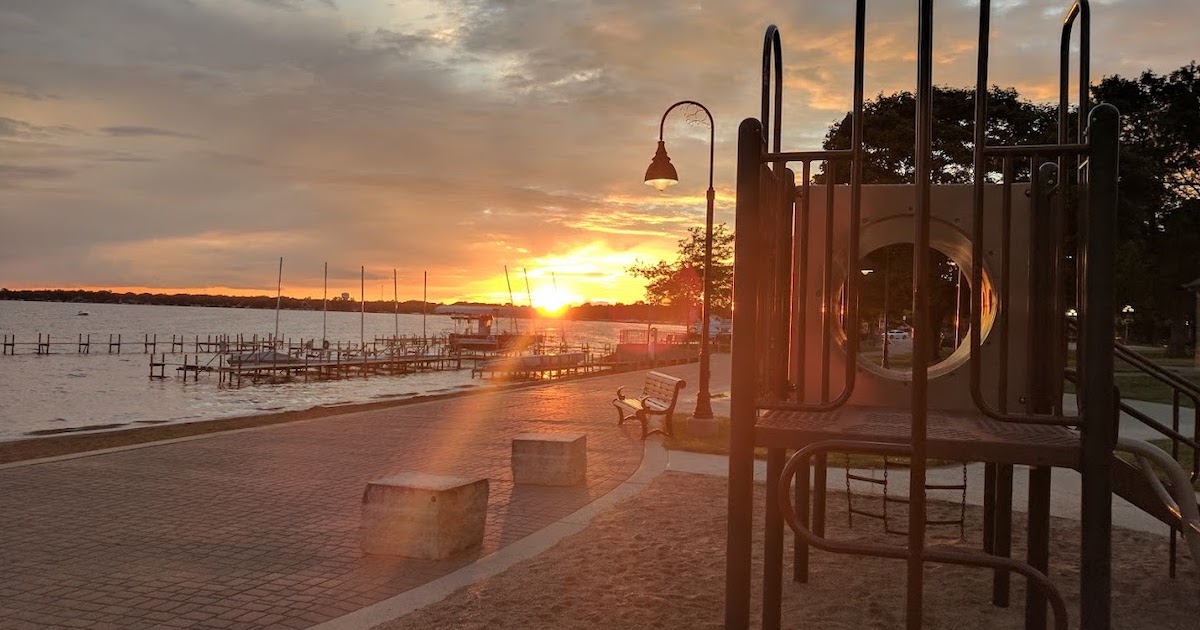 Clear Lake Is Home To The Best Urban Beach In Iowa