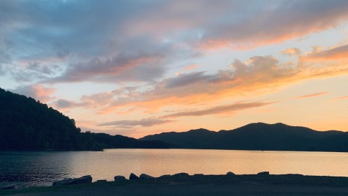 Hampton, Tennessee, Is One Of The Best Lakeside Towns