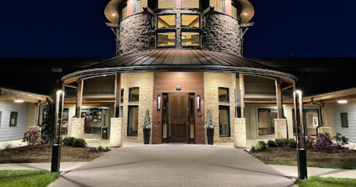 Enjoy An Upscale Dinner With A View At Silo Modern Farmhouse, A ...