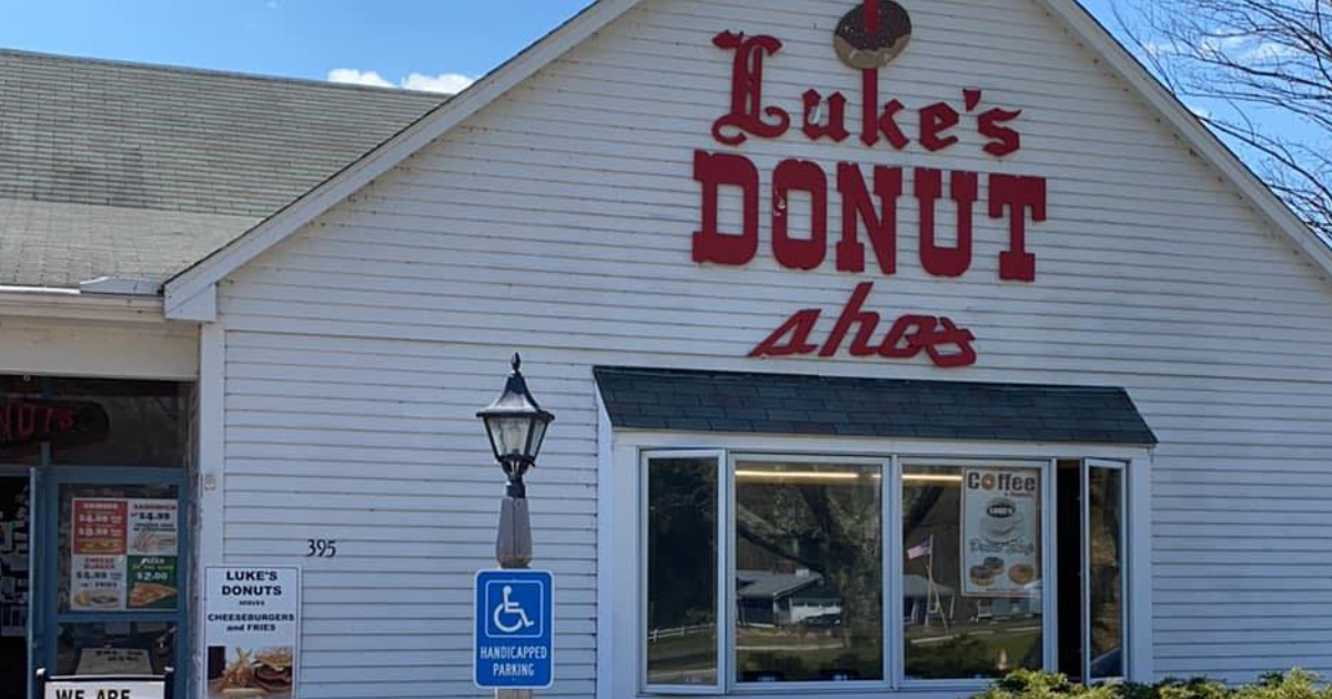 Luke's Donut Shop Has The Best Donuts In Avon, Connecticut