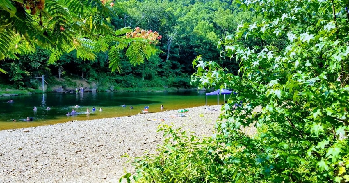 Long Pool Recreation Area In Arkansas Has Clear Waters That Rival The ...