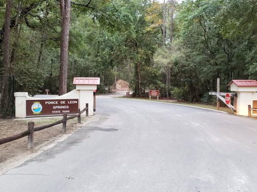 Ponce de Leon Springs: A Small Town Natural Spring In Florida