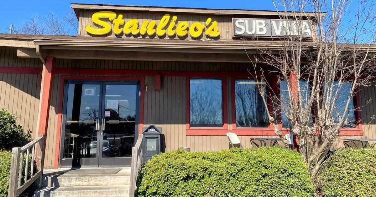 Best Sub Sandwiches In Alabama: Stanlieo's Sub Villa