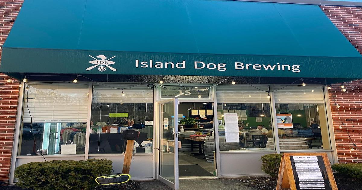 Island Dog Brewing Is Super Dog-Friendly